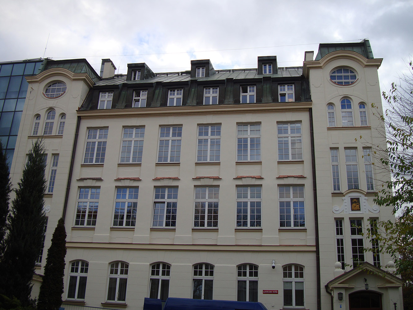 Renovation of the facade of the Chancellery of the Sejm building in ...